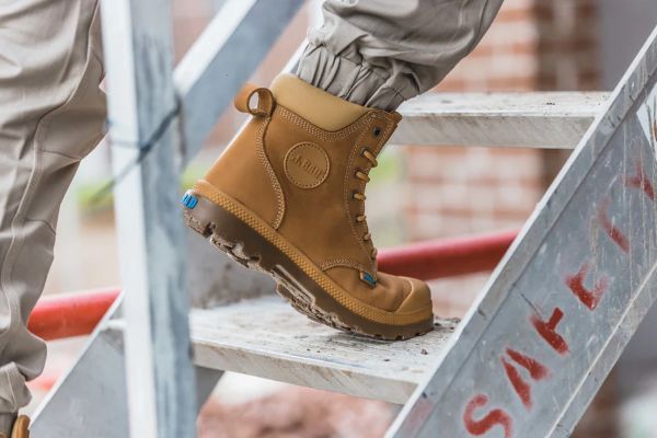 What Are The Benefits Of Slip-Resistant Work Boots?